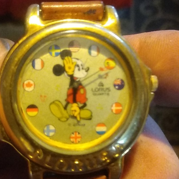 Lorus | Accessories | Lorus World Flags Musical Mickey Mouse Watch ...
